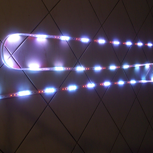 Strip Led Magic 5 mètres RGB 54 Leds/m avec animations lumineuses ...